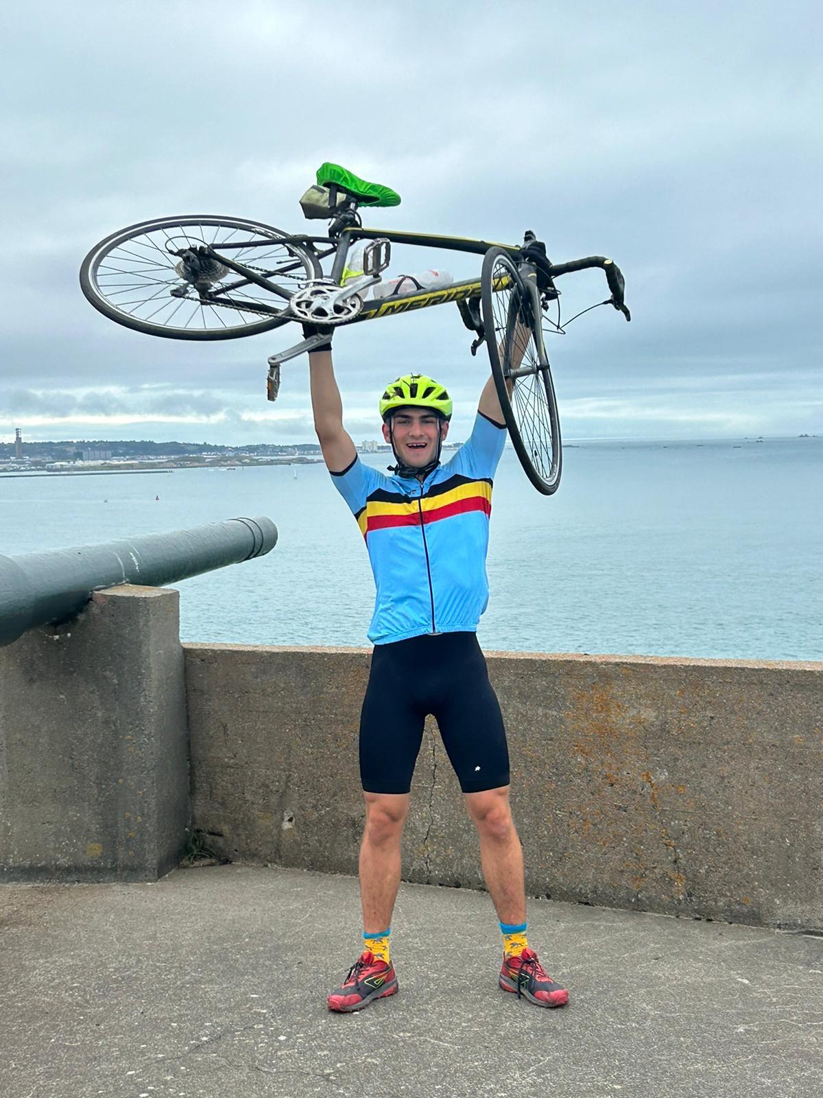 Lambourn Tom’s Big Bike Ride 2025 – Cycling All 60 UK Racecourses for ...